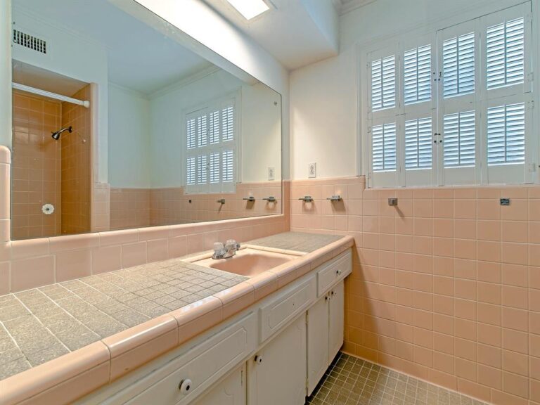 HoH Home Tour: Before Pictures - HOUSE of HARPER HOUSE of HARPER